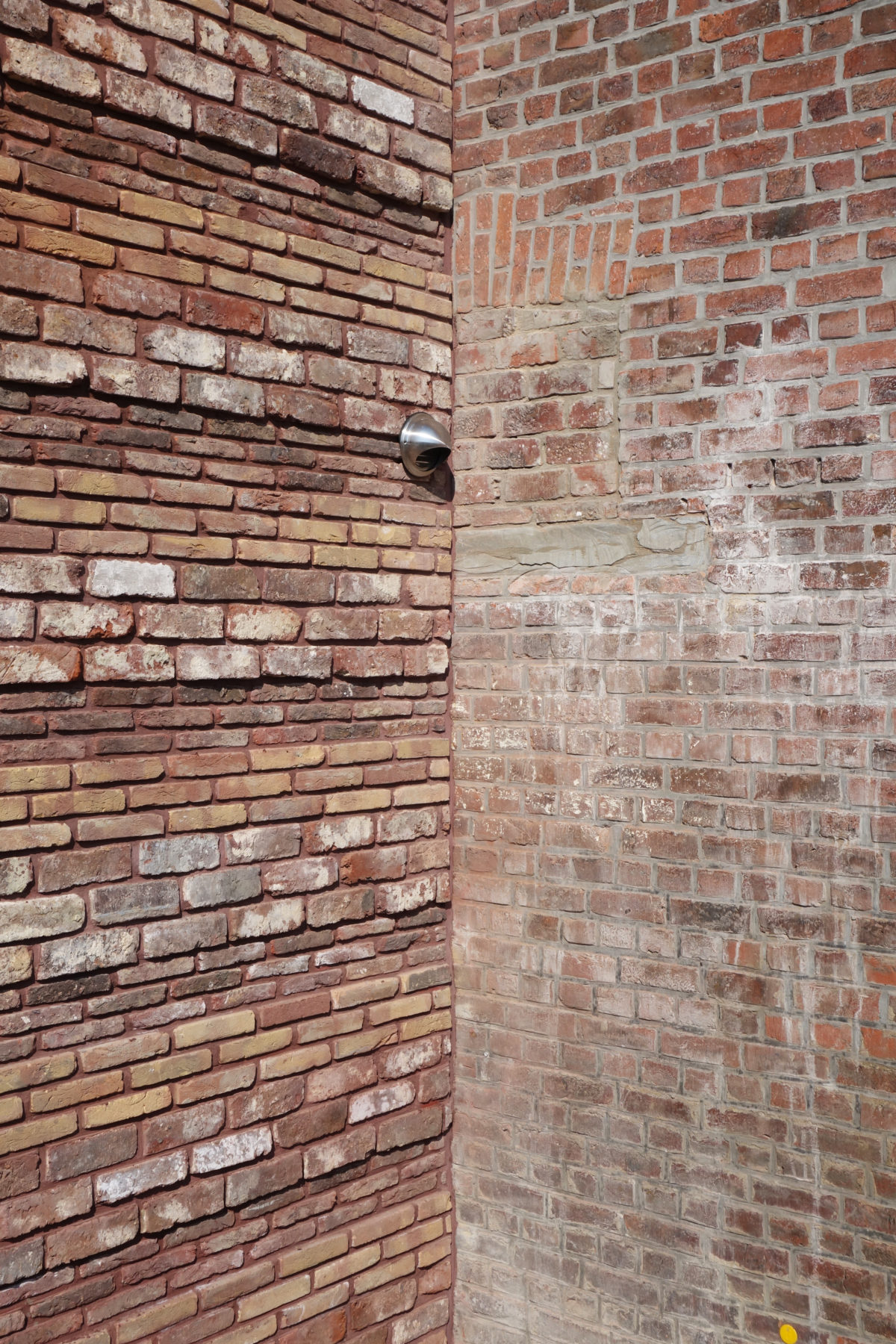 Sanitary block with reused materials – Adokin
